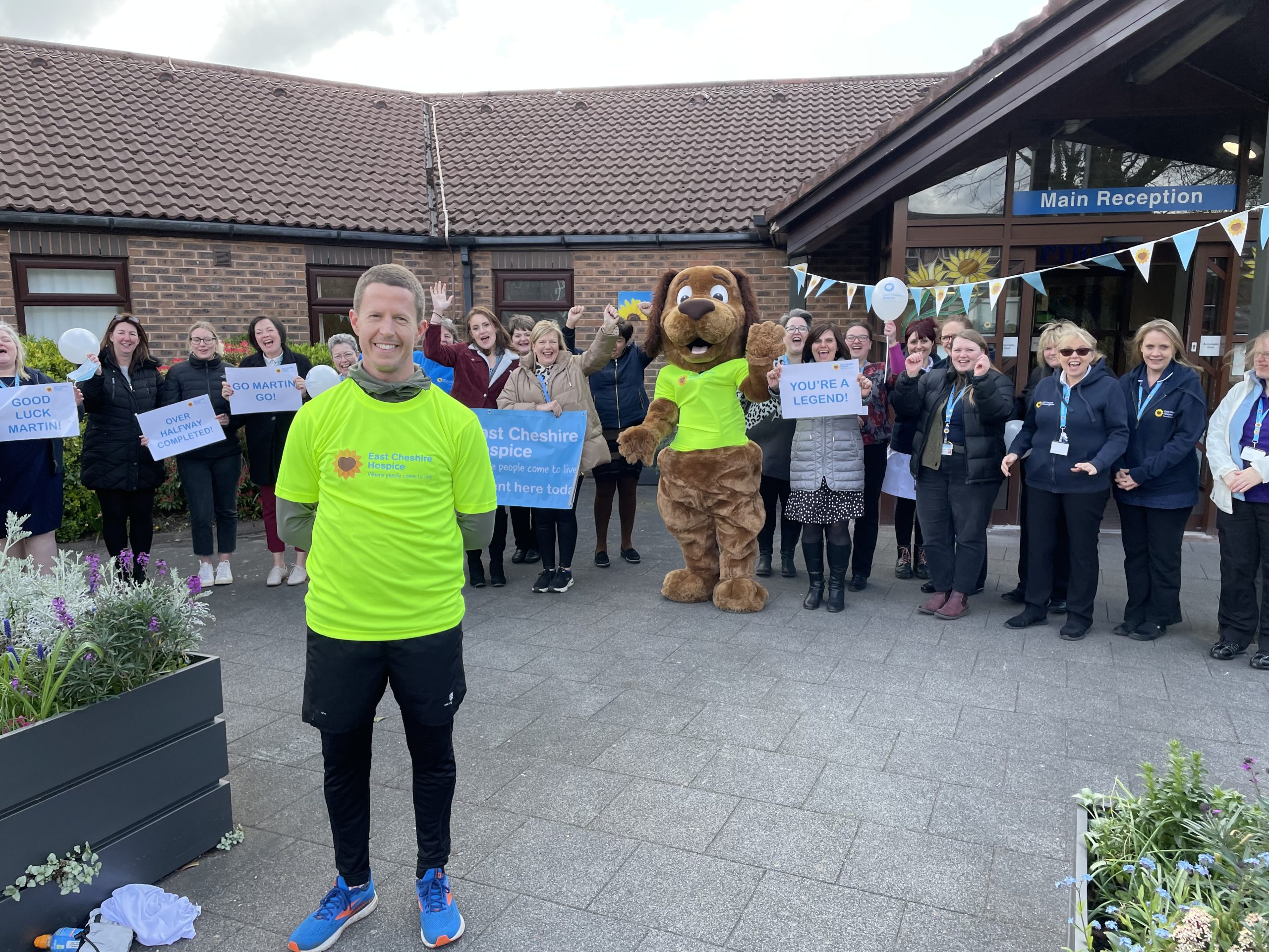 Martin Foster runs 100 miles in 4 days - East Cheshire Hospice
